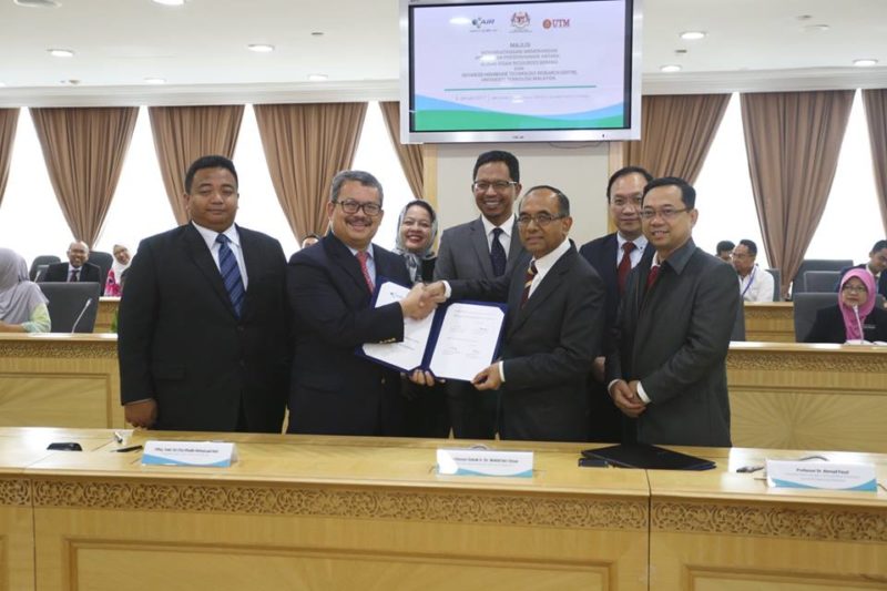 UTM inks MoU with AIR Berhad – UTM NewsHub