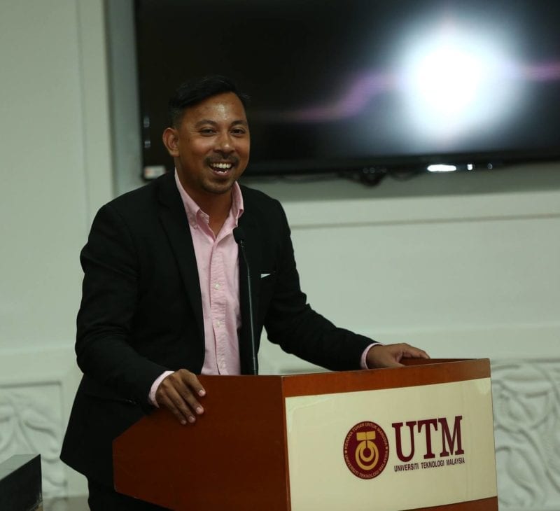 Universiti Bukan Hanya Tempat Dapat Ijazah – Dr. Zaid Omar – UTM NewsHub