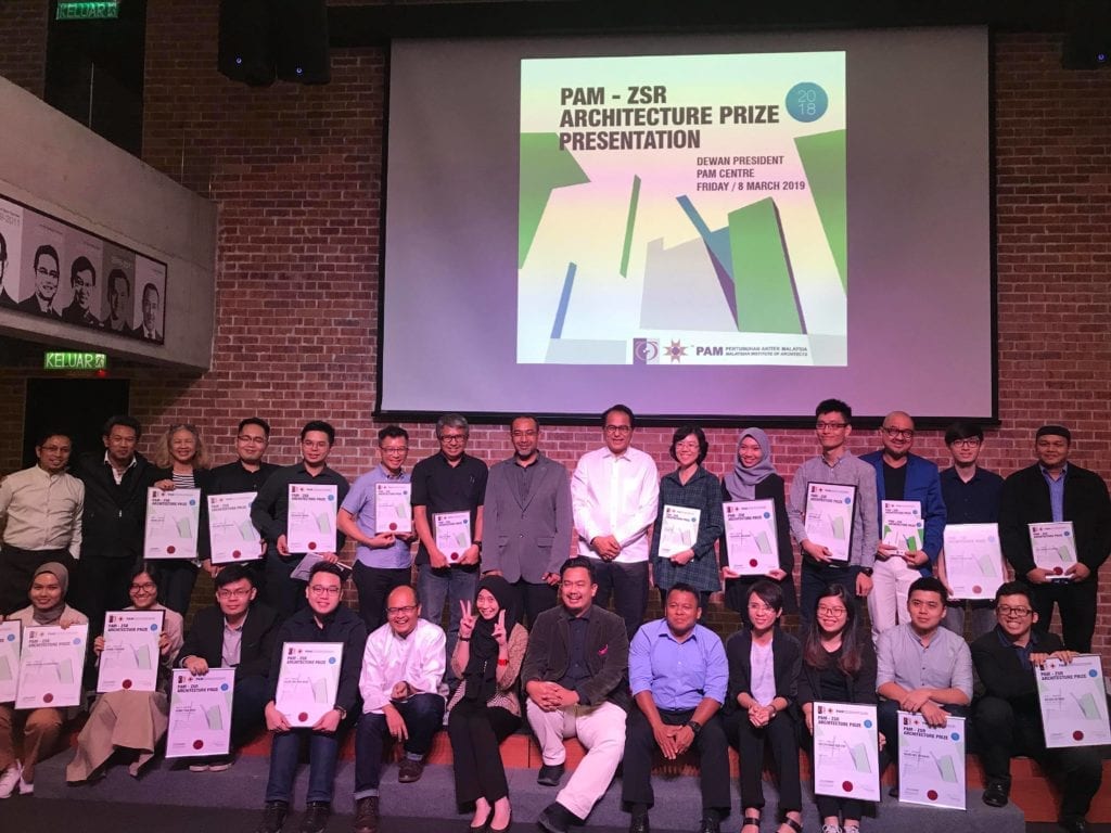Six Students From Faculty Of Built Environment And Surveying, UTM Won ...