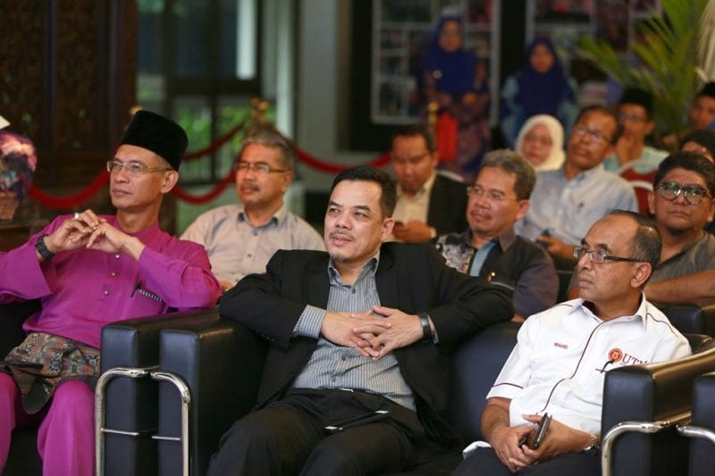 Pakar Rujuk Pengurusan Akademik Utm Hajjah Najmah Bersara Utm Newshub