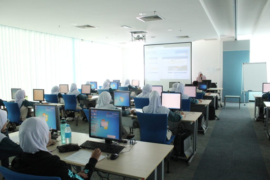 UTM Library’s Information Searching Skills Programme with Kolej ...