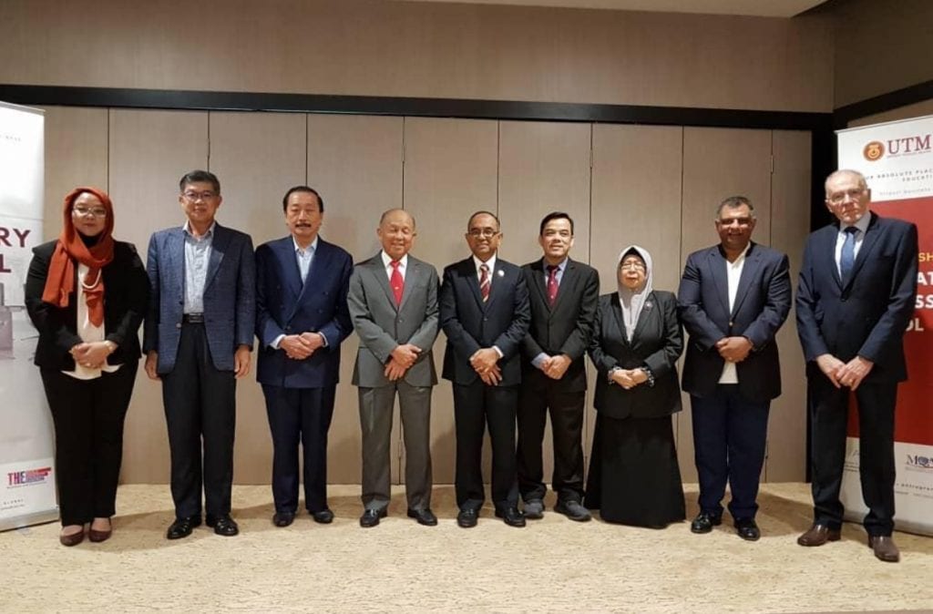 Azman Hashim Advisory Council Strives With Captains of Industries ...