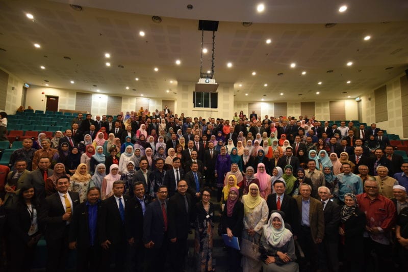 Strategic Collaboration between AKEPT and UTMSPACE for Improvement of ...