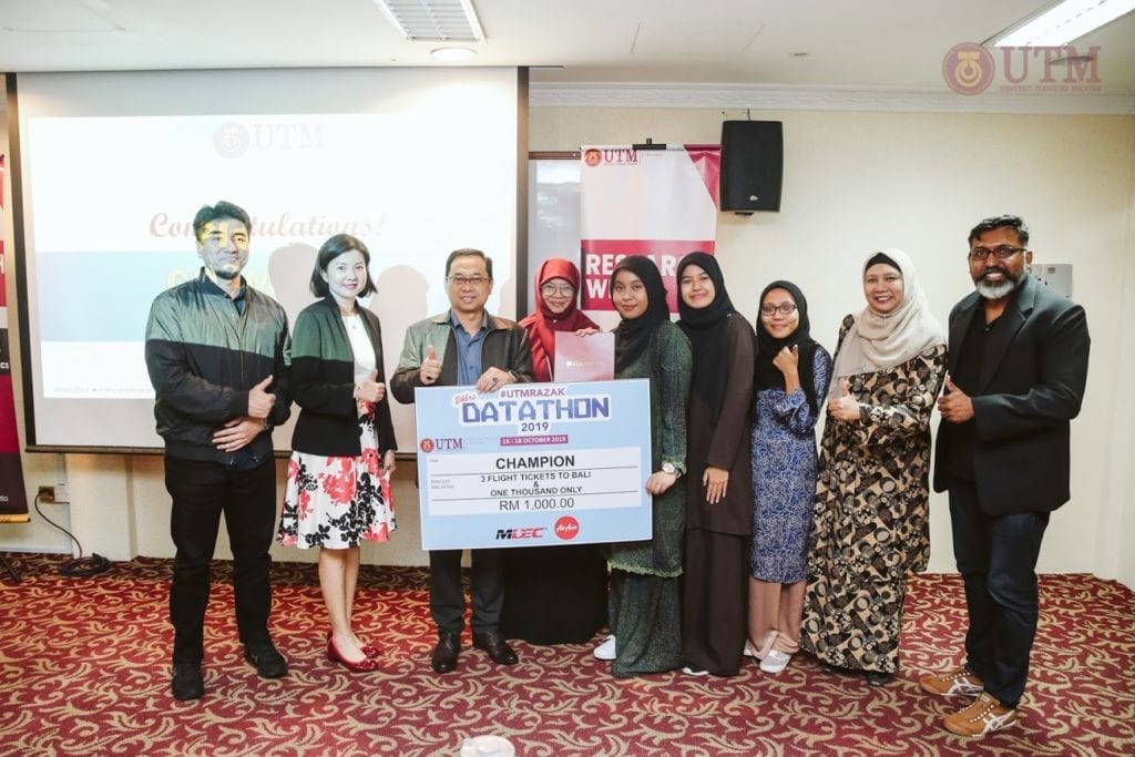 RAZAK FACULTY OF TECHNOLOGY AND INFORMATICS RESEARCH WEEK 2019 – UTM ...