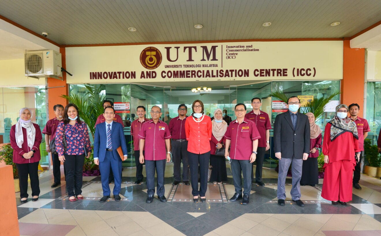 Secretary General of MOSTI Witnesses UTM Technovation Park Contribution ...