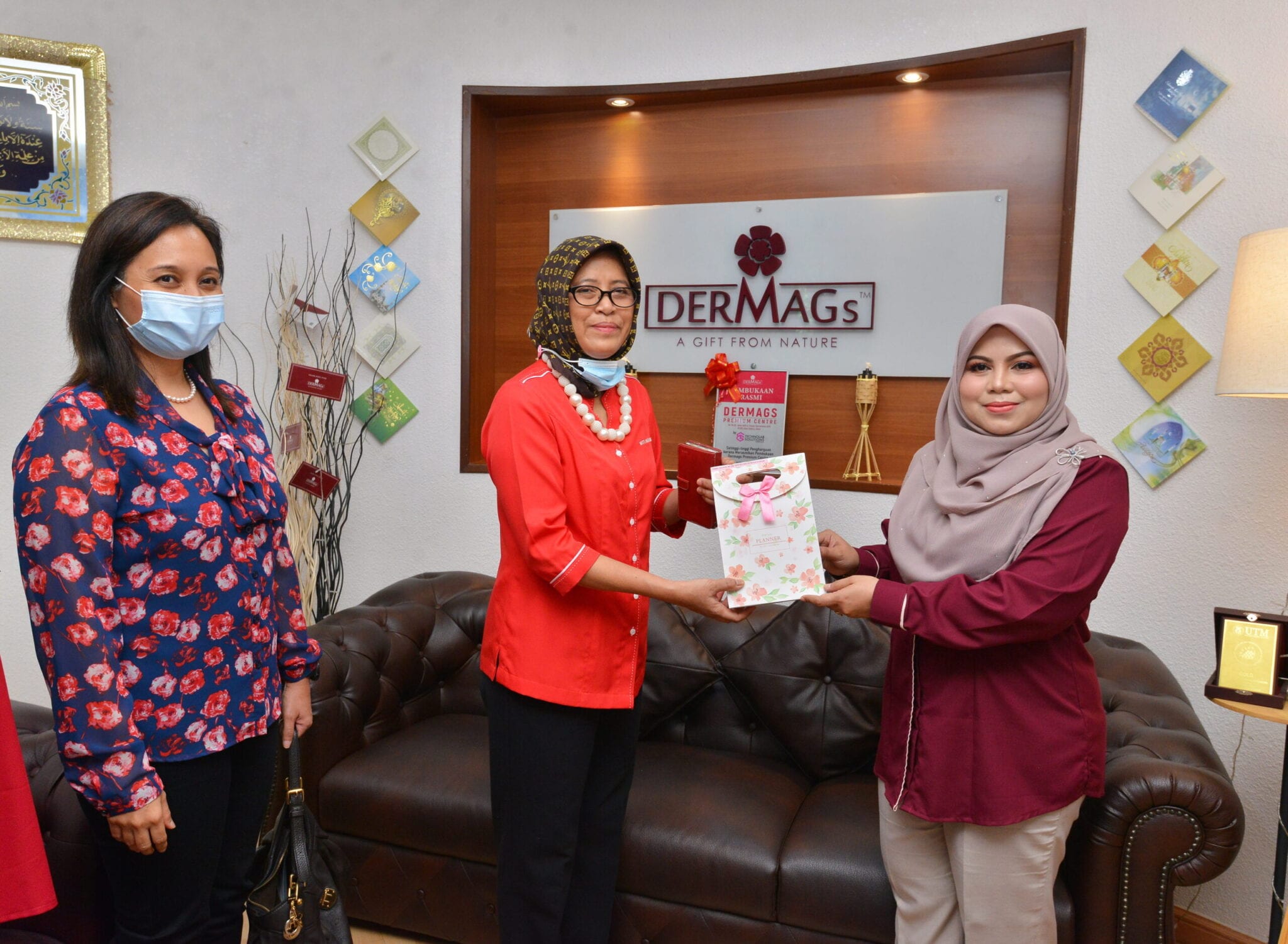 Secretary General of MOSTI Witnesses UTM Technovation Park Contribution ...
