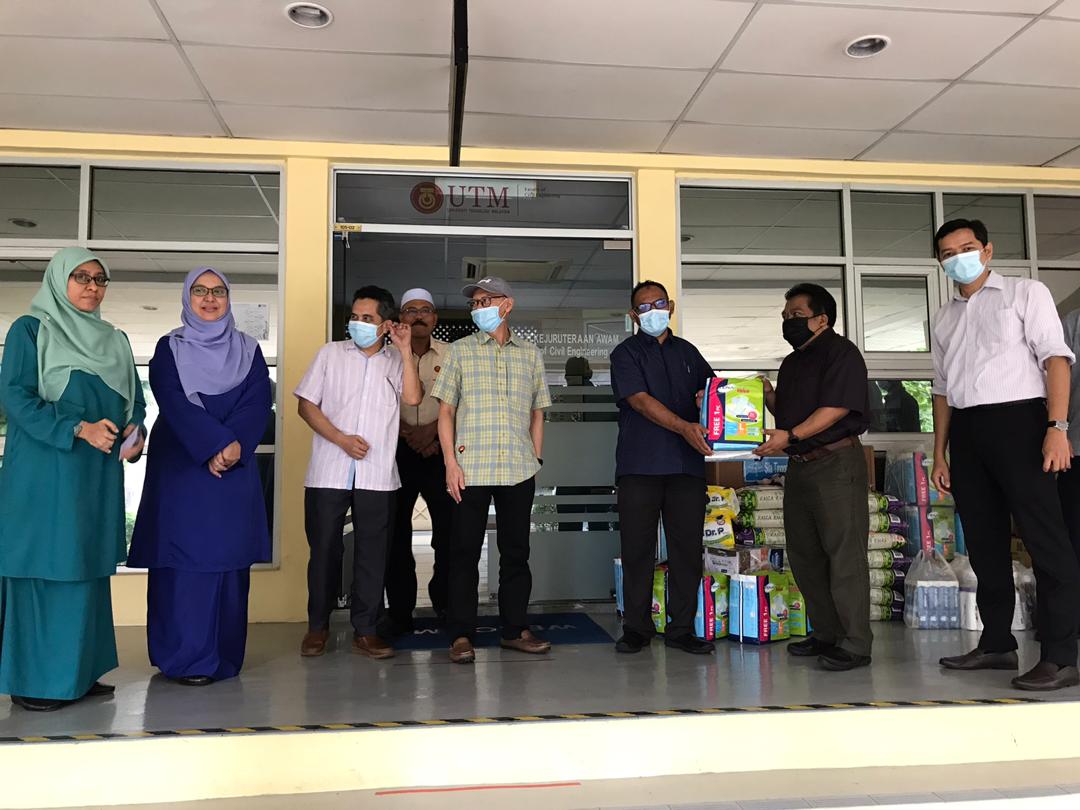 Sinergi Kelab Keluarga UTMi dan SKA untuk Masyarakat – UTM NewsHub