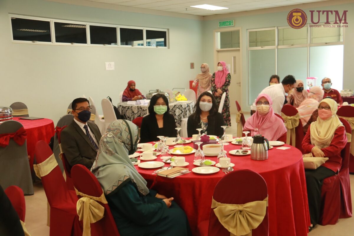 Razak Faculty of Technology & Informatics (RFTI), UTM – Silpakorn ...