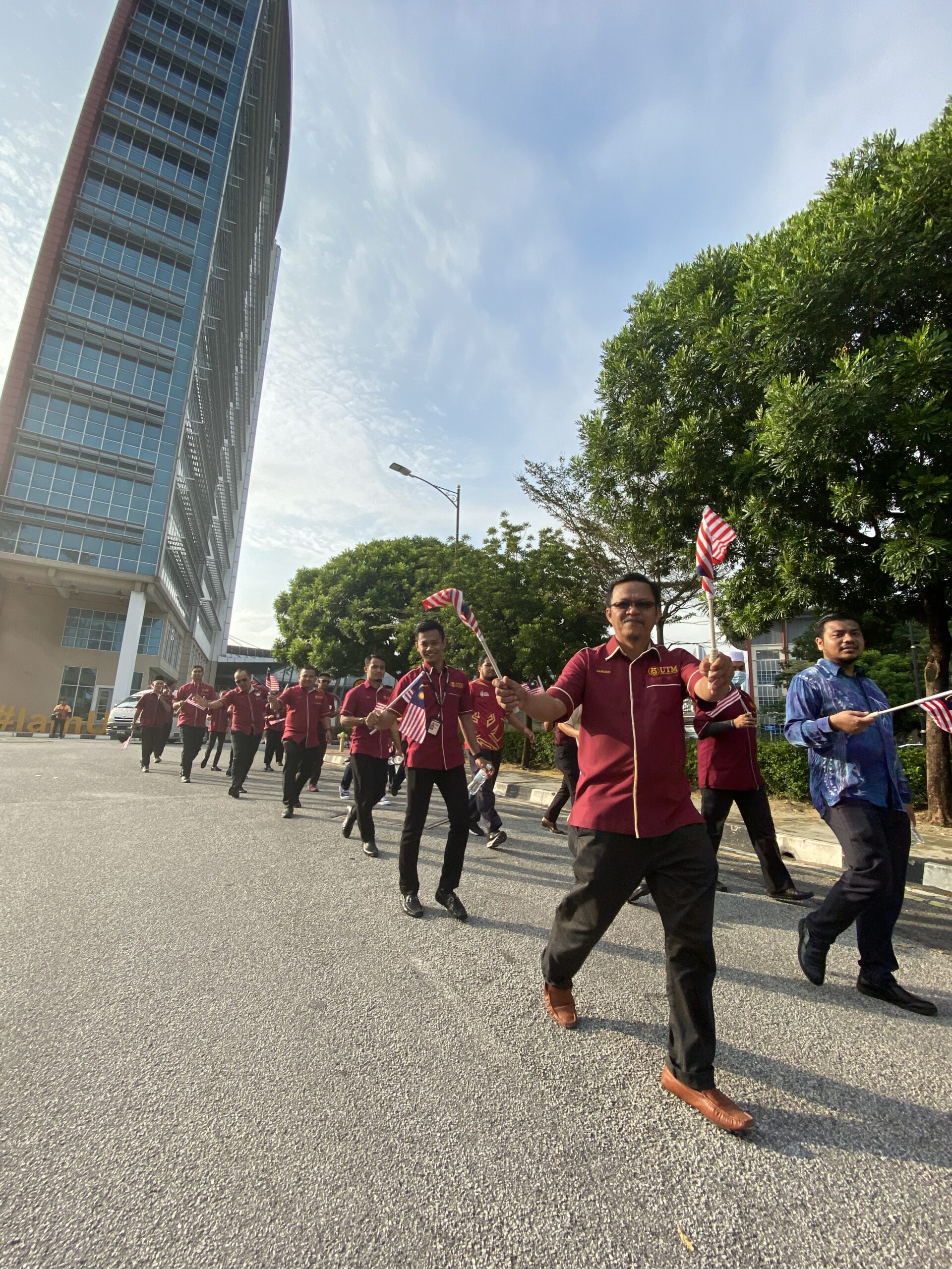 Merdeka Parade: Manifestasi Semangat Patriotik Keluarga UTM Kuala ...