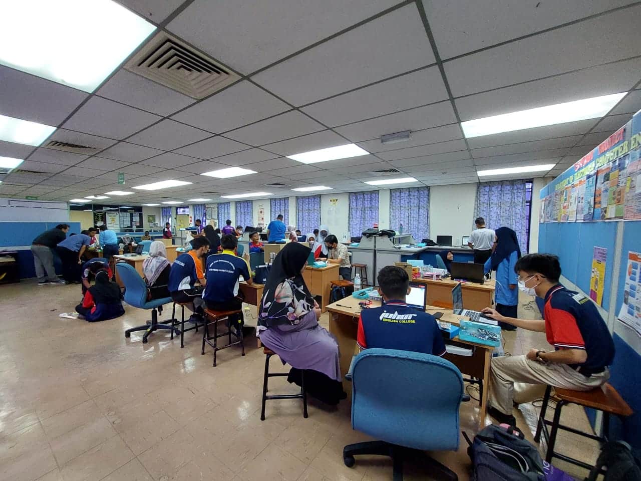 Internet of Things Hackathon during Minggu Sains Negara Keluarga ...
