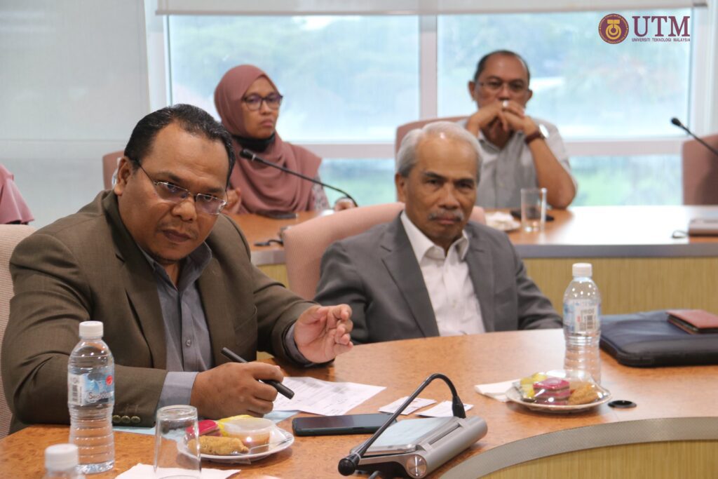 With An Aim For Collaboration In Research & Publication, UTM FTIR Welcomes A Visit From CREABIZ ...