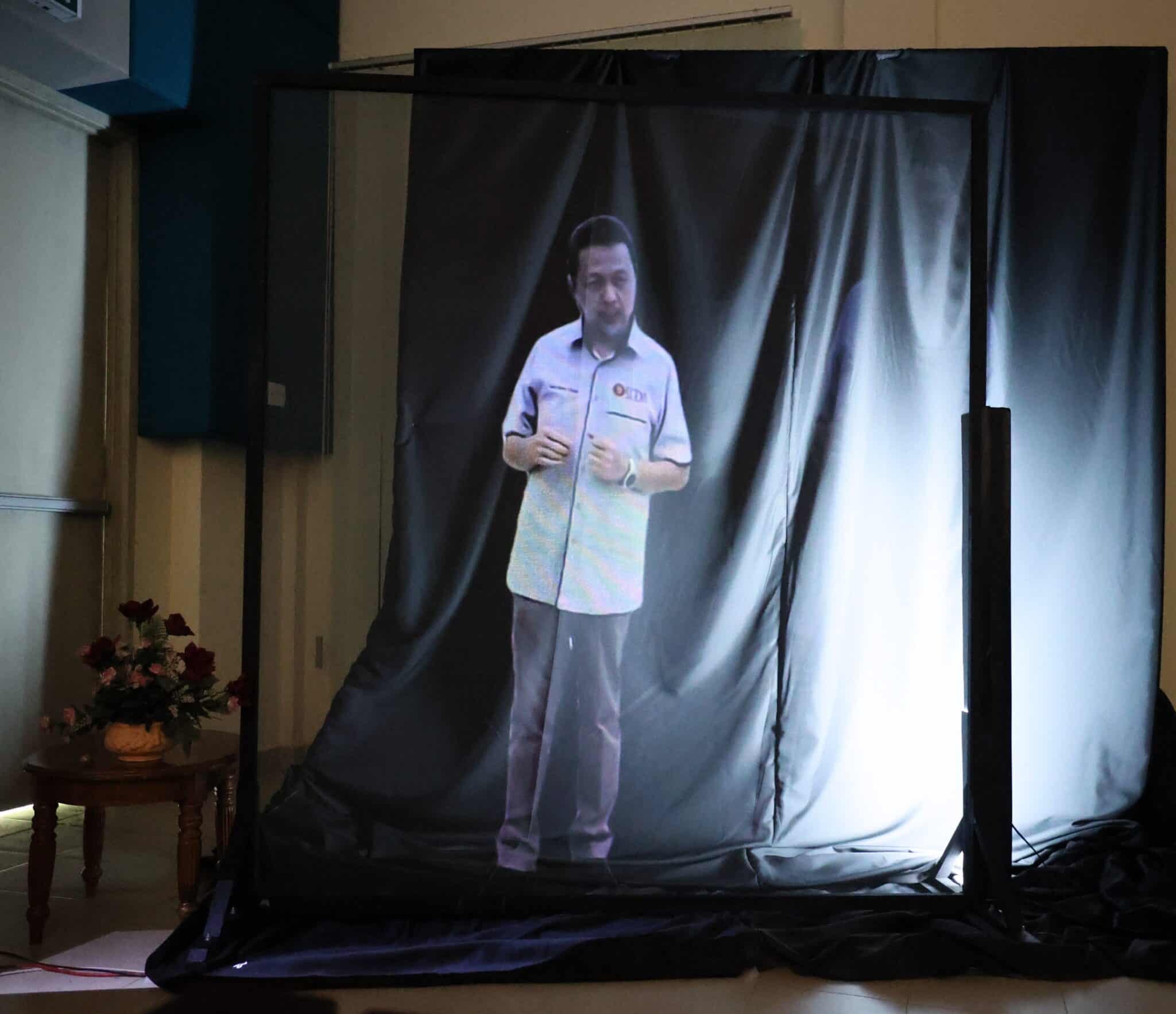 Holo Professor: UTM’s first home-grown real-time holographic ...