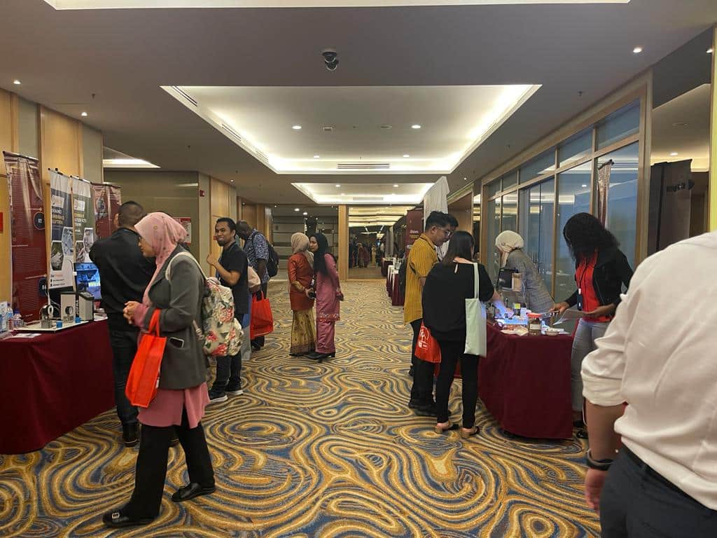 Faculty of Chemical and Energy Engineering (FKT) Industrial and ...