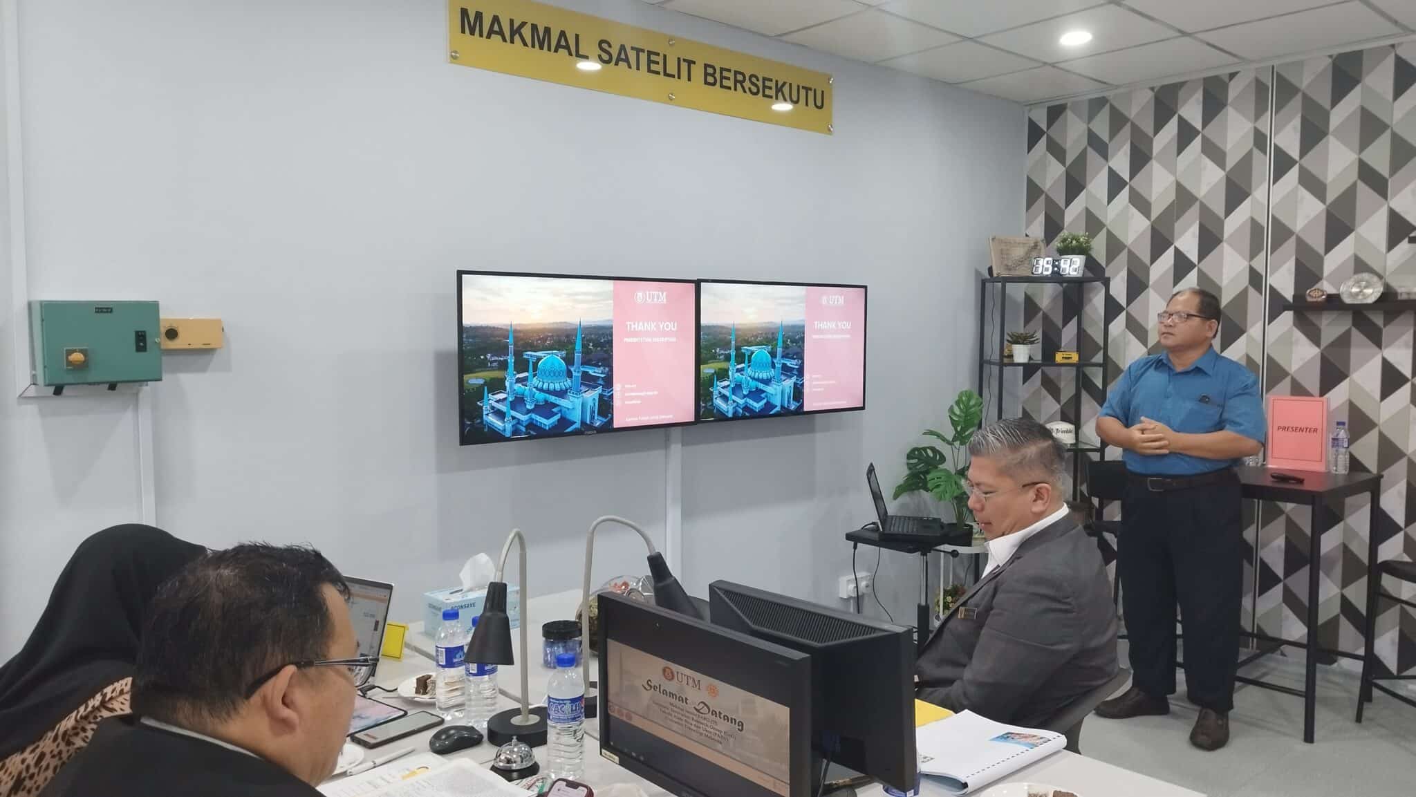 Makmal Satelit FABU UTM – JTS Sarawak Anjur Sesi Penilaian Cadangan ...