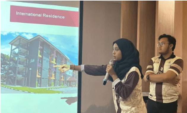 UTM Sanjungan Bangsa: JKM KTDI Visits Yogyakarta Schools Under AJ ’23 ...