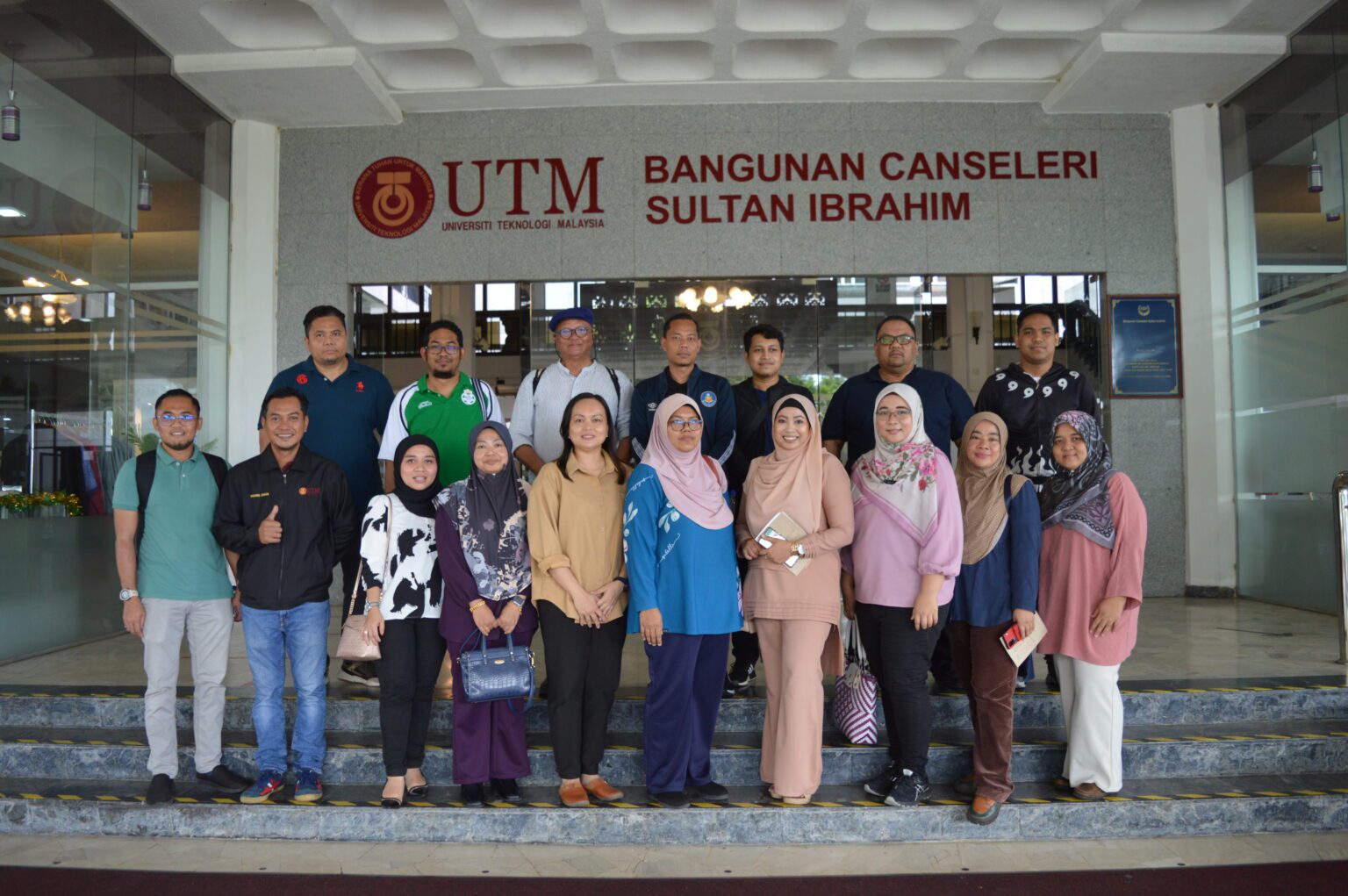 KALAM UTM anjur bengkel teknologi pemotong laser, pulihara bangunan ...