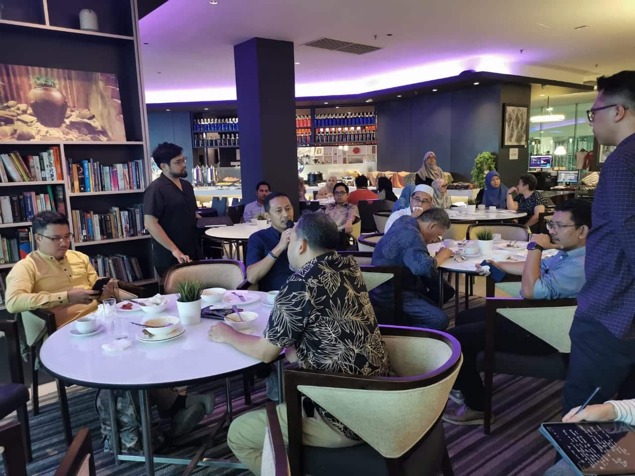 Academic-Industry Engagement Session between Department of Quantity ...