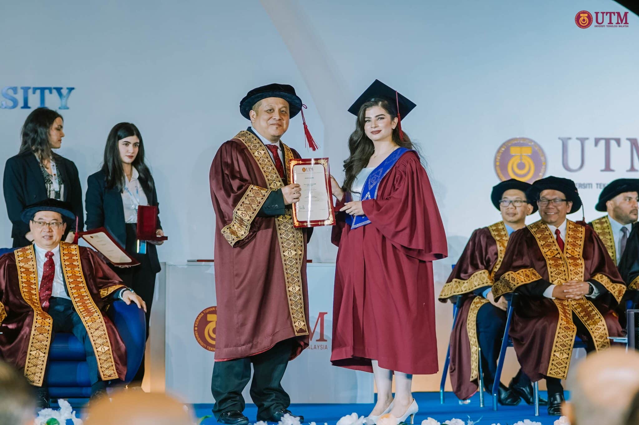 Graduan Terbaik Program Kerjasama UTM dan Qaiwan International ...