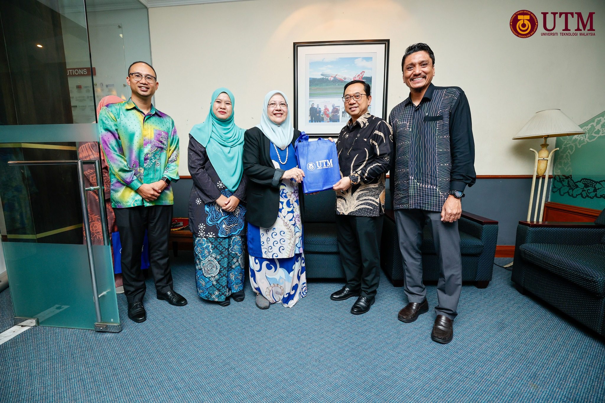 Program Chit Chat Kelestarian mengupas kuasa wanita sebagai peneraju dan pemikir penyelesaian ...