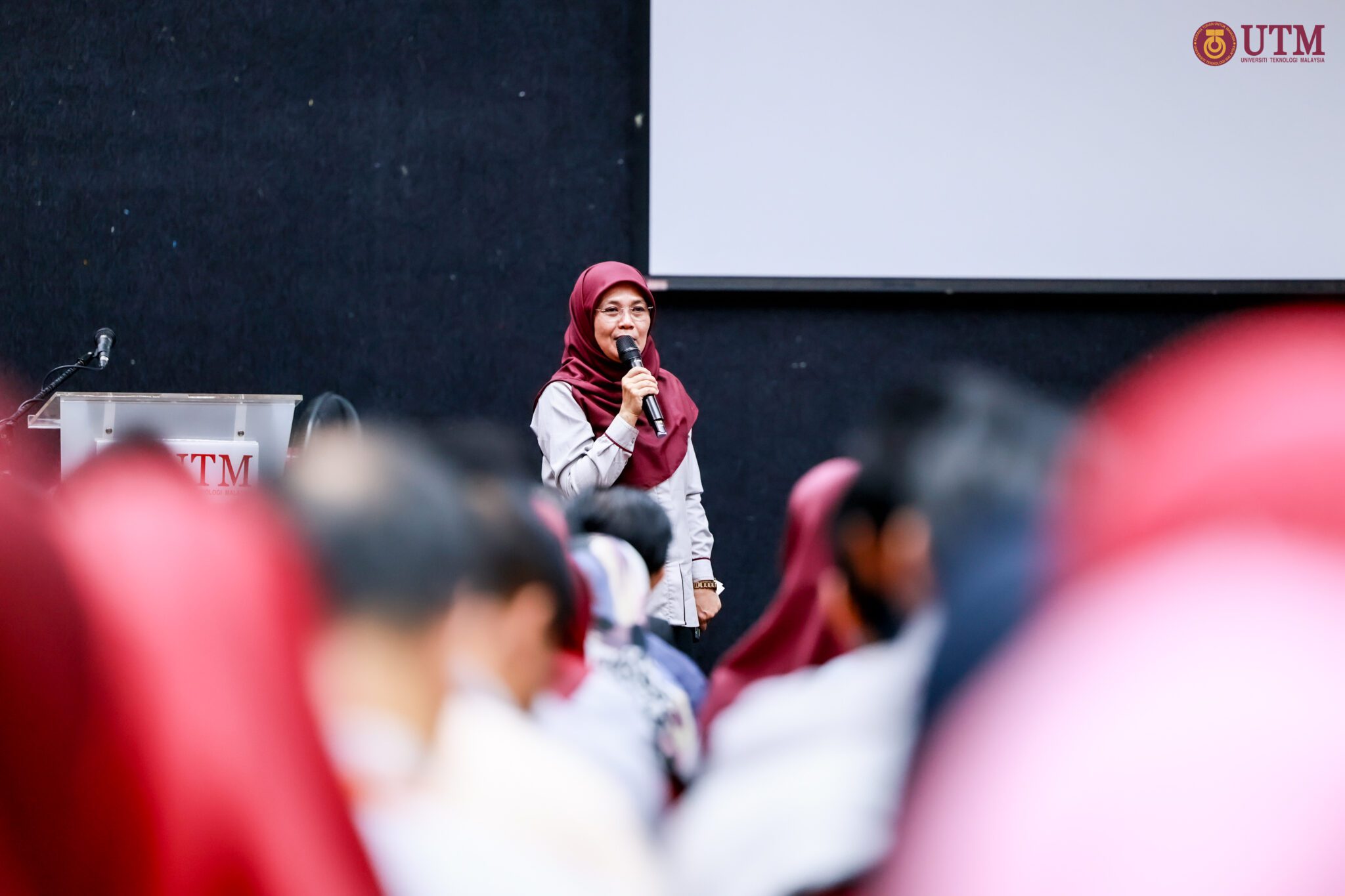 “Maknai Adab dan Integriti dalam adaptasi transformasi digital ...