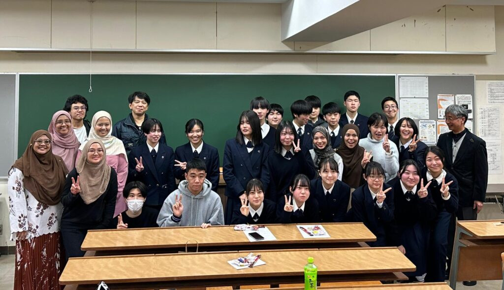 Sakura Science Program 2024 at Akita University : Experience the ...