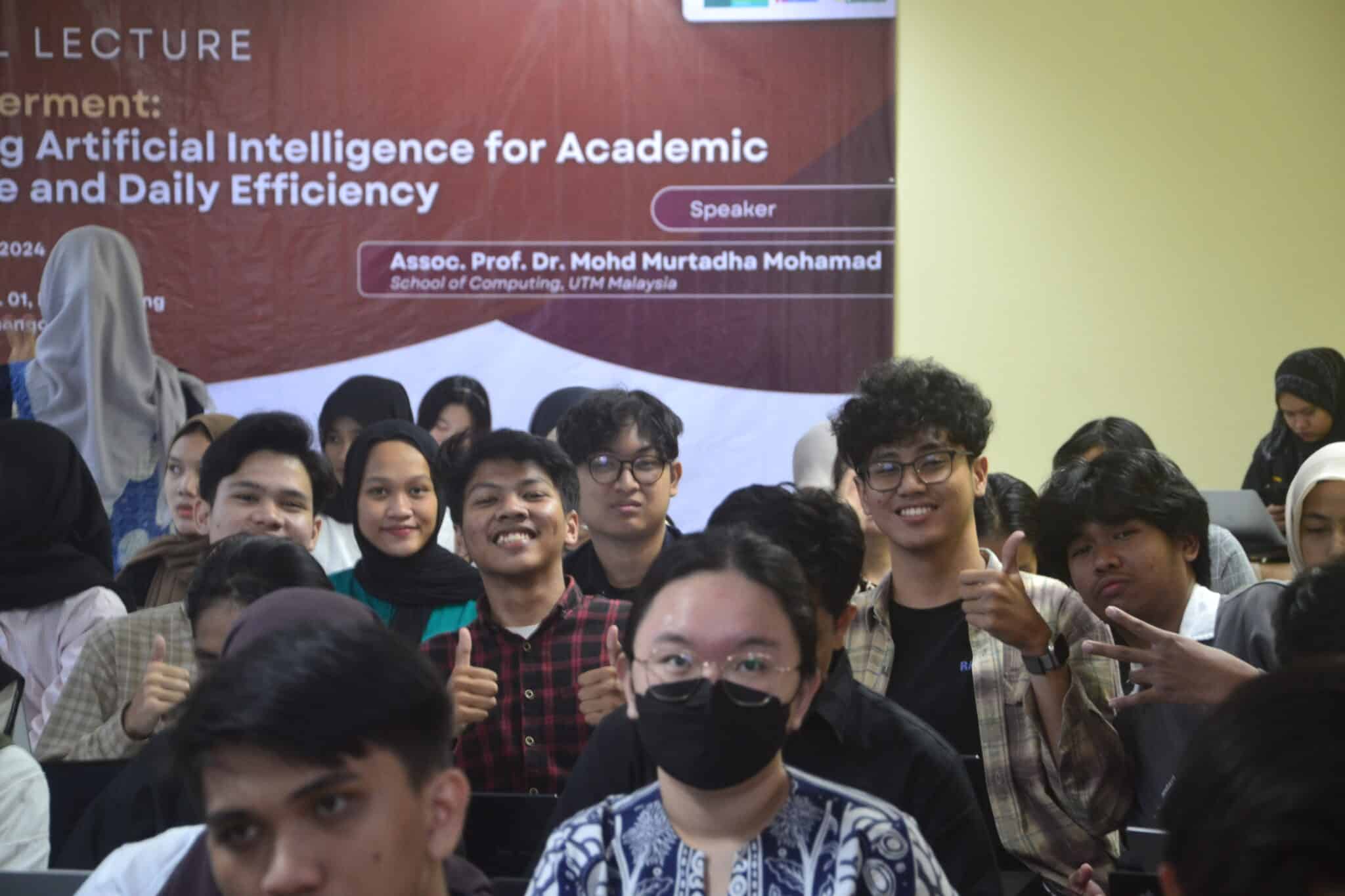AI Empowerment in Academia: UTM Expert Engages UNPAD Students with ...