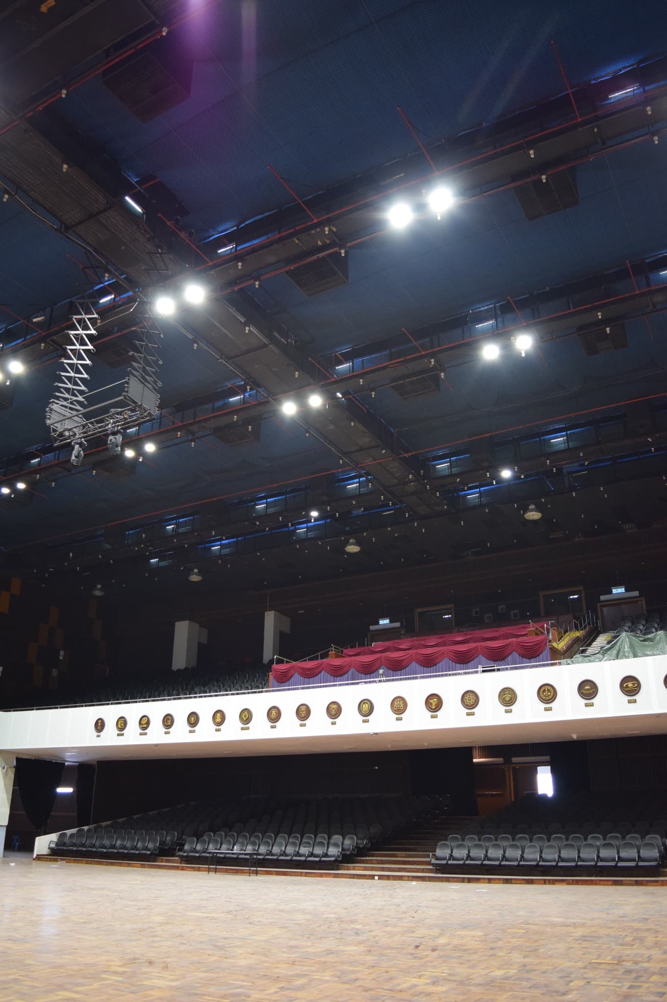 Lawatan penanda aras pendigitalan Dewan Sultan Iskandar UTM – UTM NewsHub