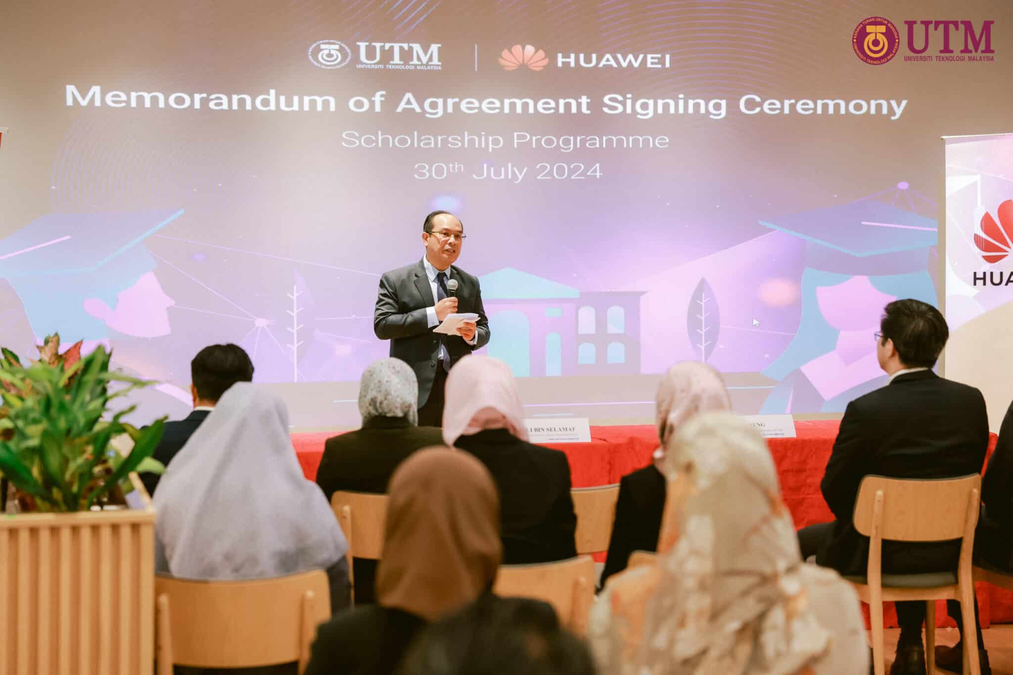 Huawei Malaysia and UTM Unite to Empower Malaysian Students with RM60 ...