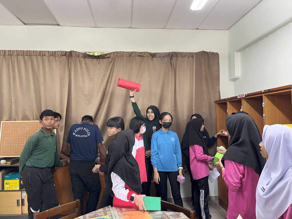 Program MathLab UTM tingkat kemahiran visualisasi murid terhadap Matematik – UTM NewsHub