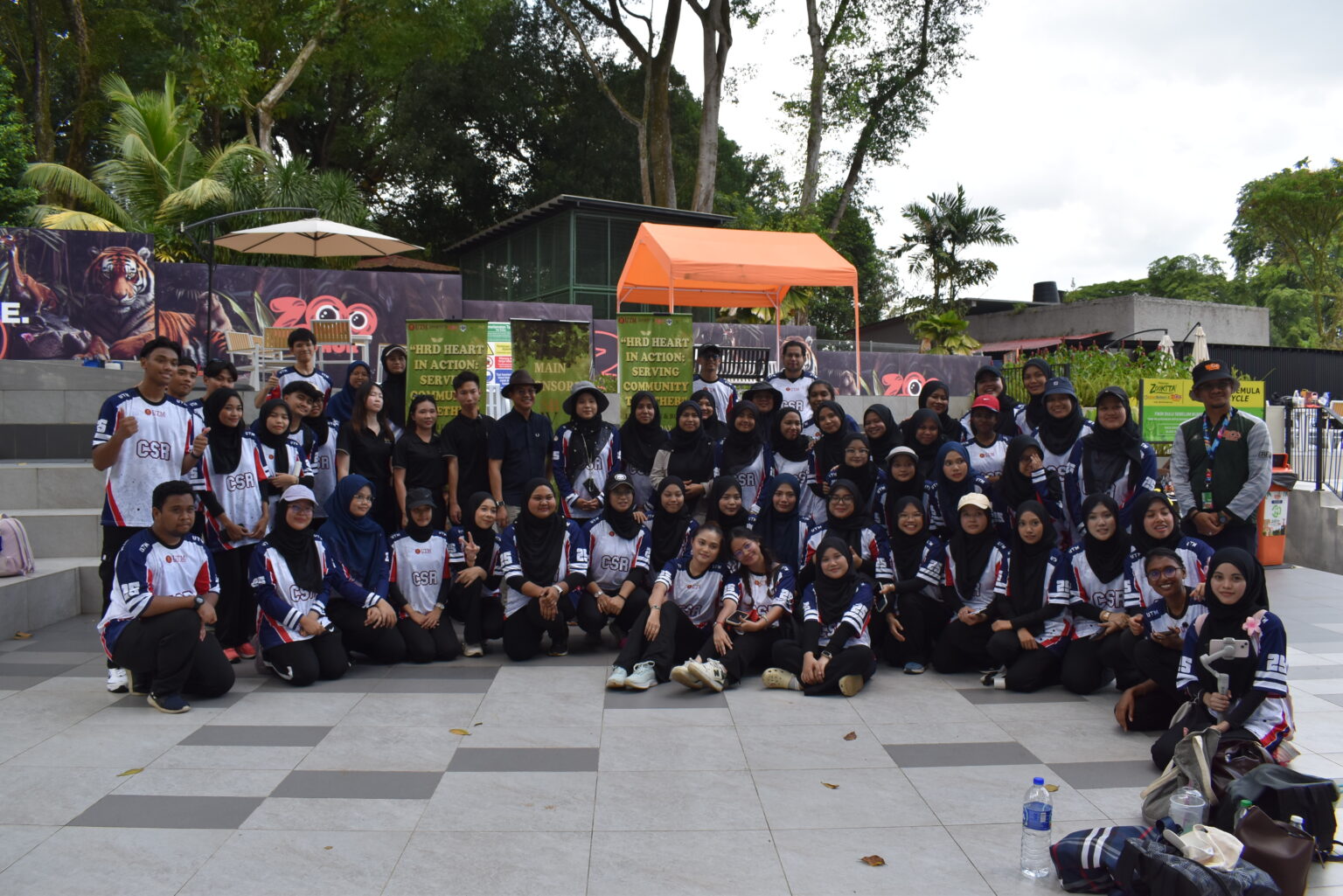 FSSH HRD Students Lead CSR Initiative at Zoo Johor – UTM NewsHub