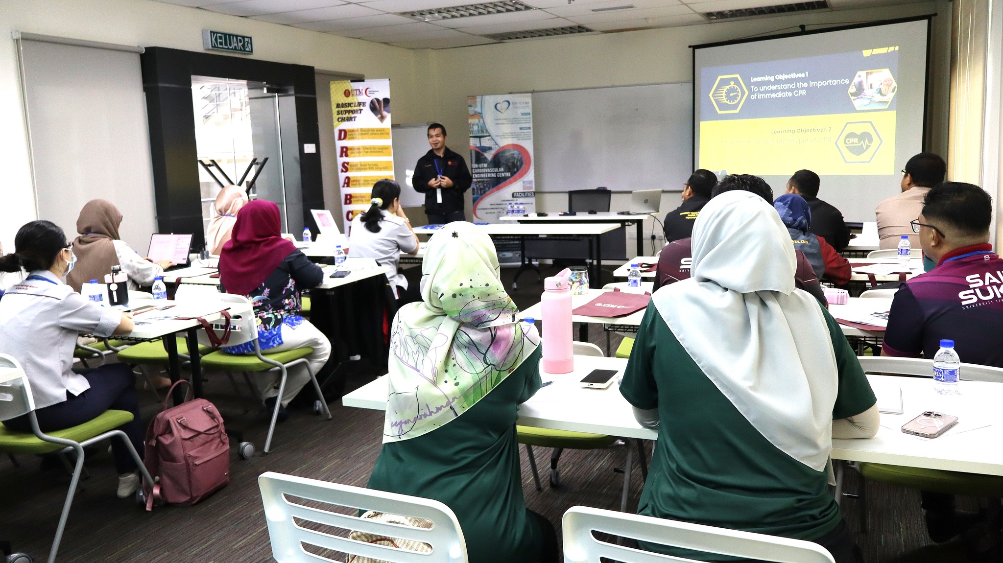 AED & CPR Certified Training 2025 | UTM Research & Innovation